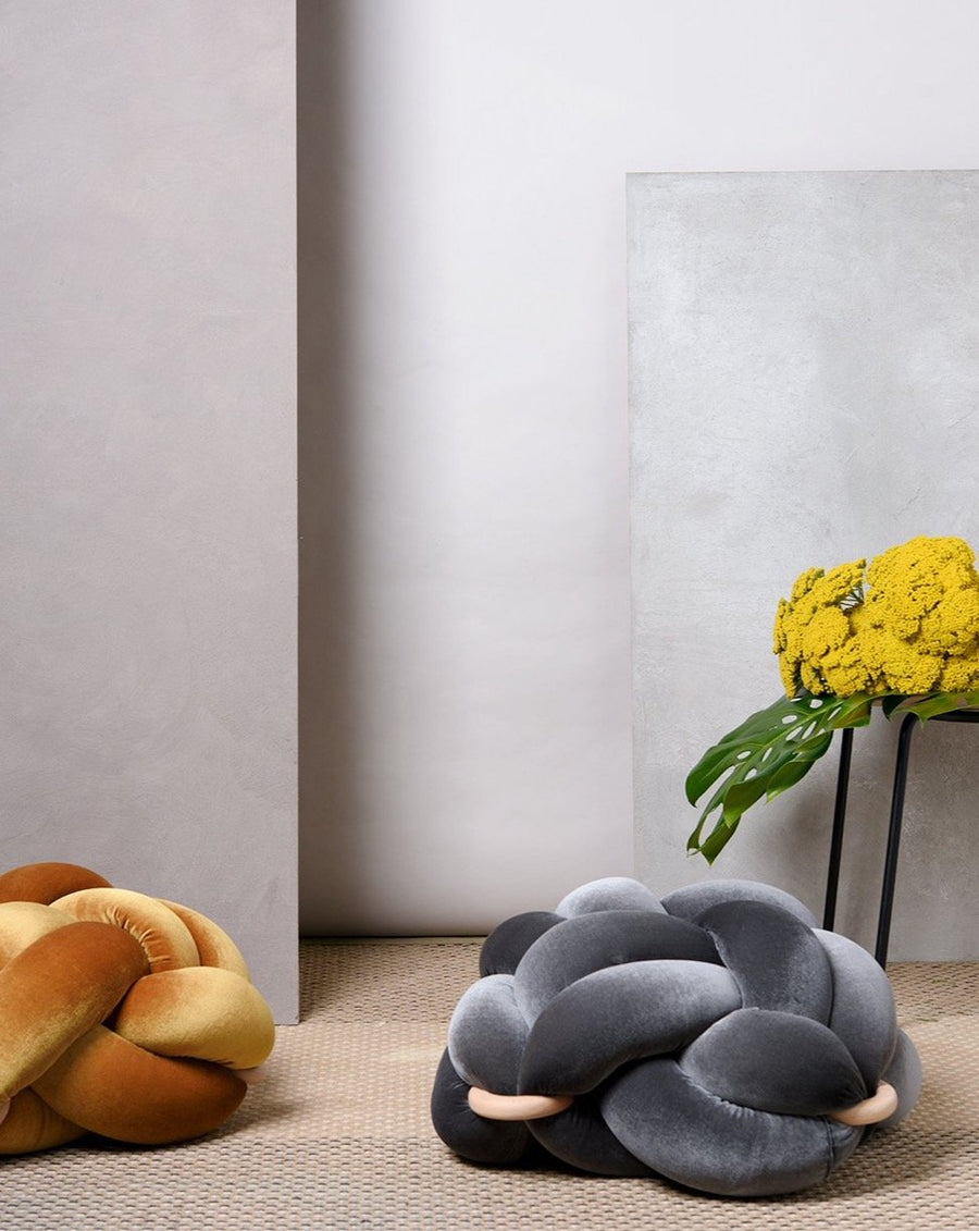 Medium Velvet Knot Pouf- 13 Color Variants – Dyphor New York